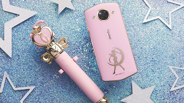 Sailor Moon Smartphone Has 12MP Camera For Your Best Selfie